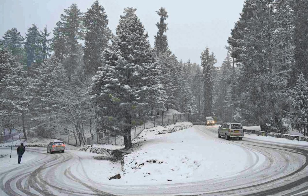 MeT predicts light snow in J&K higher reaches between Dec 13 & 17 ...