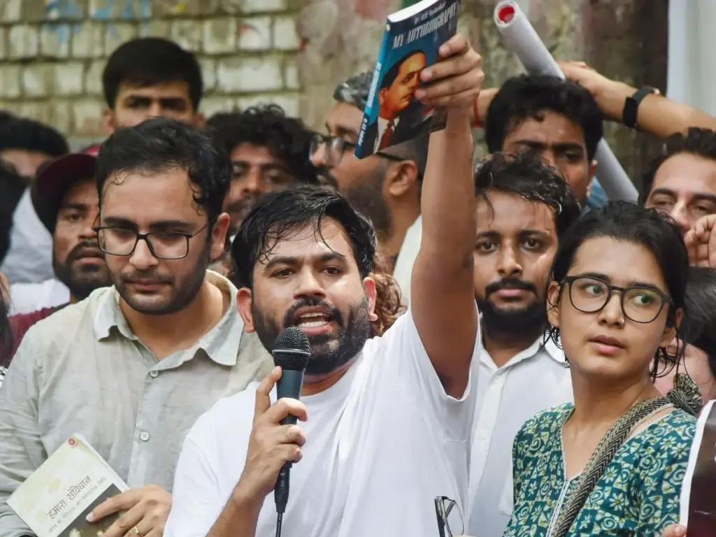 Indian politics dominated by Hindu-Muslim agenda; joblessness key ...